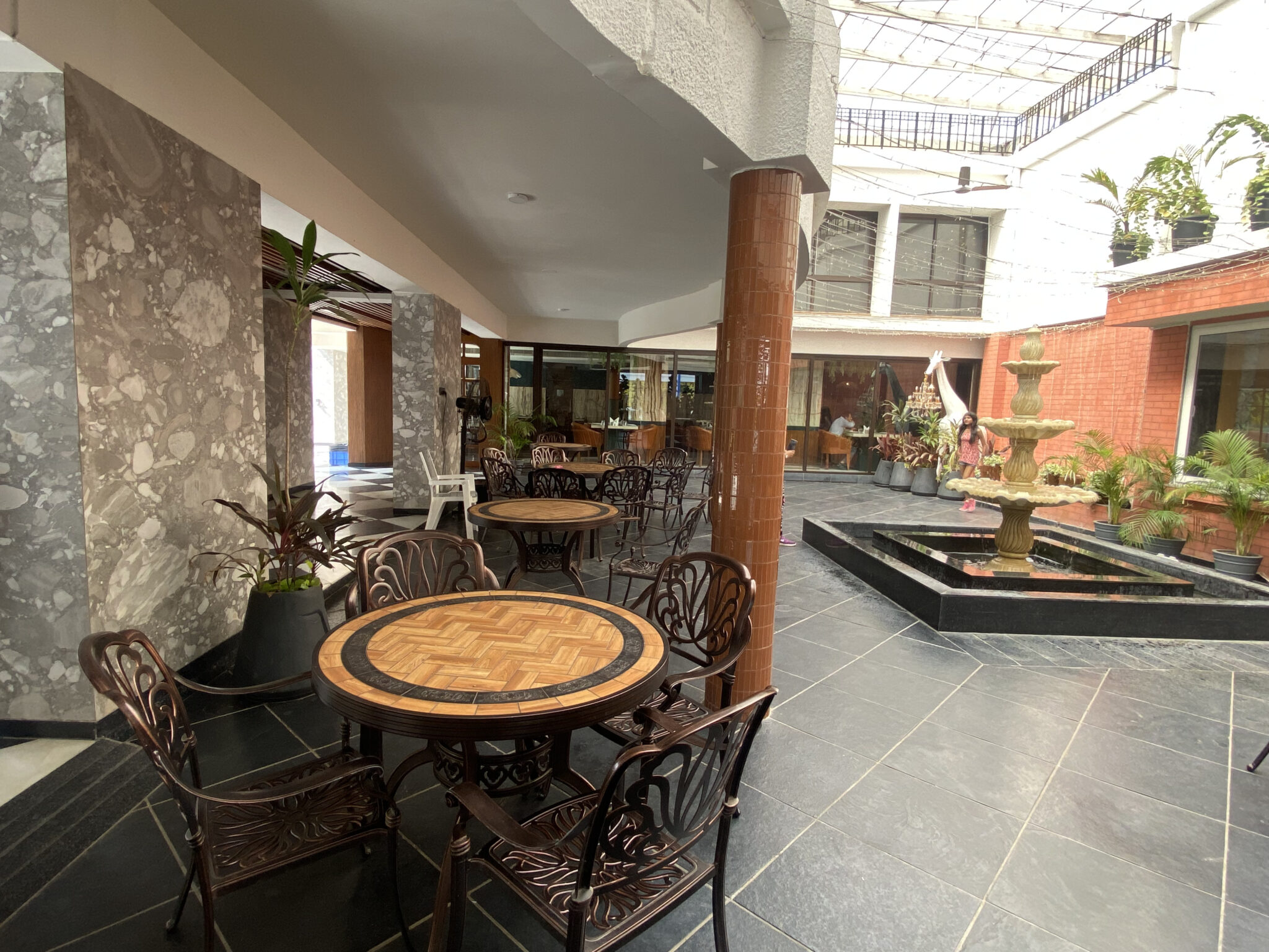 Roadies Rostel Resort Ahmedabad @1649 | Book Adventure Picnic