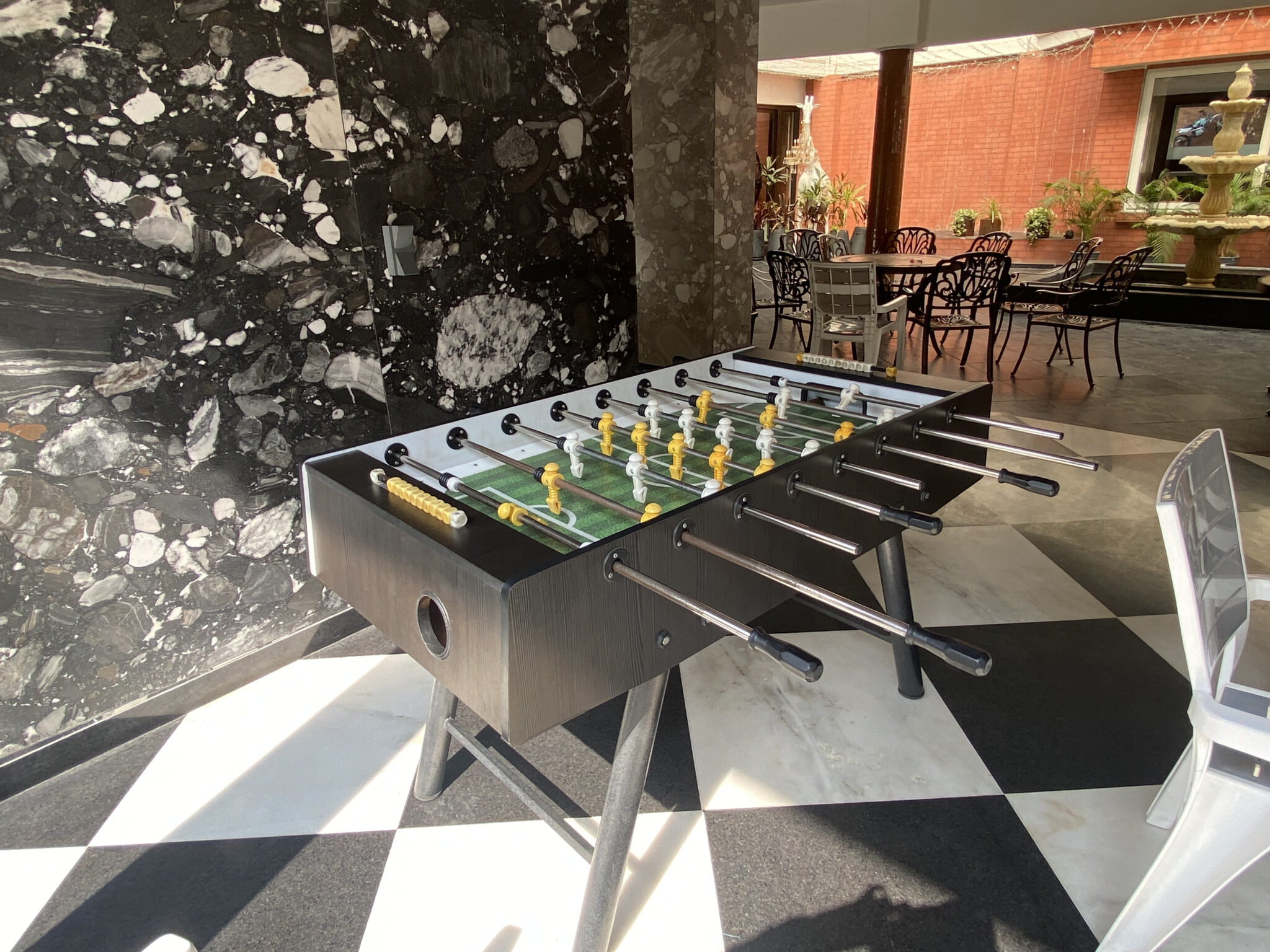 Roadies Rostel Resort Ahmedabad @1649 | Book Adventure Picnic