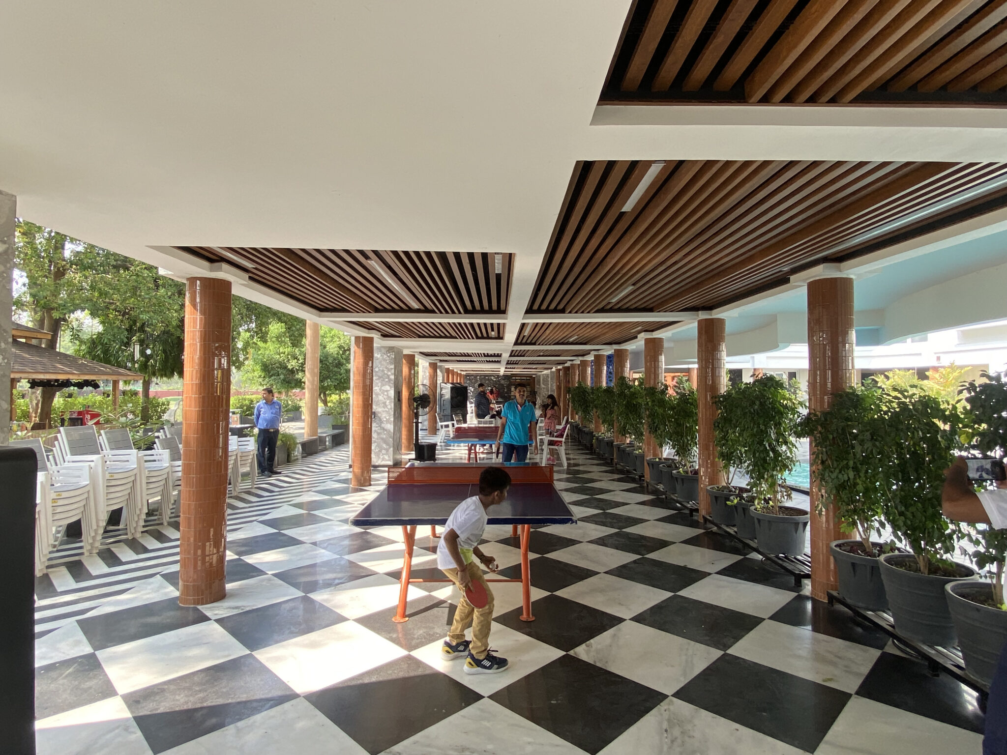 Roadies Rostel Resort Ahmedabad @1649 | Book Adventure Picnic